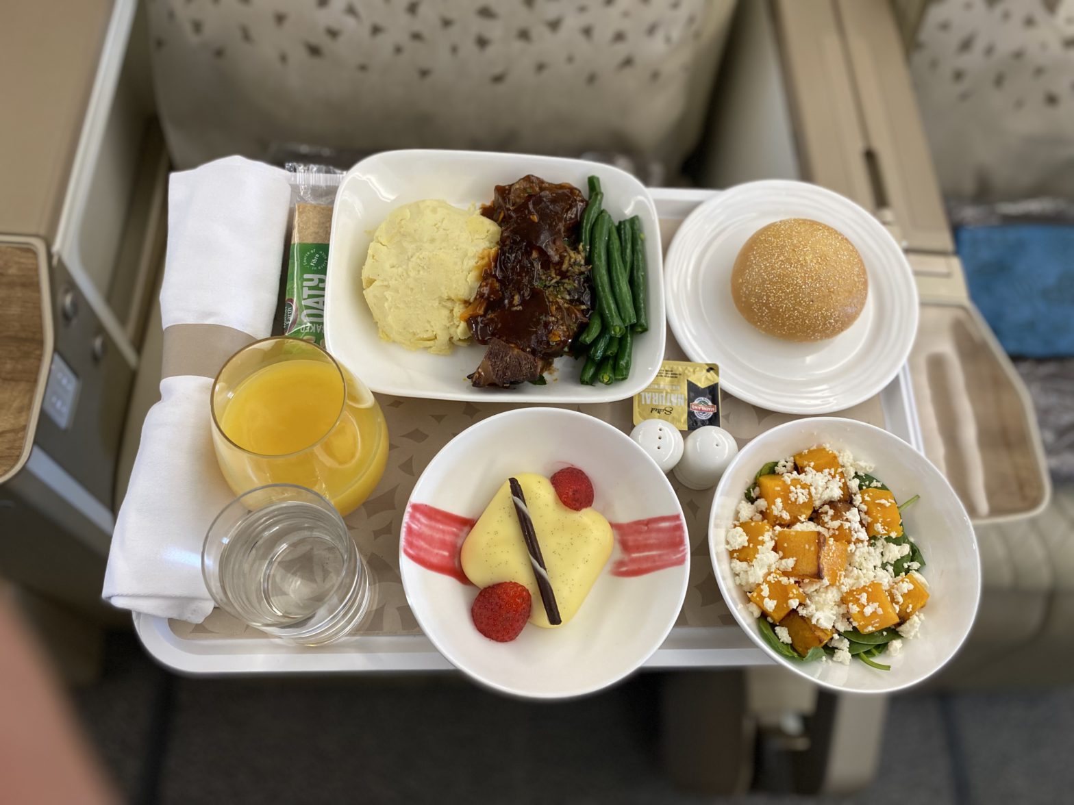 Emirates A380 Premium Economy now daily from New Zealand + Video - NZ ...